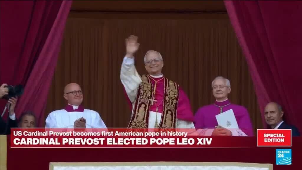 Leo XIV calls for 'building bridges' in first address