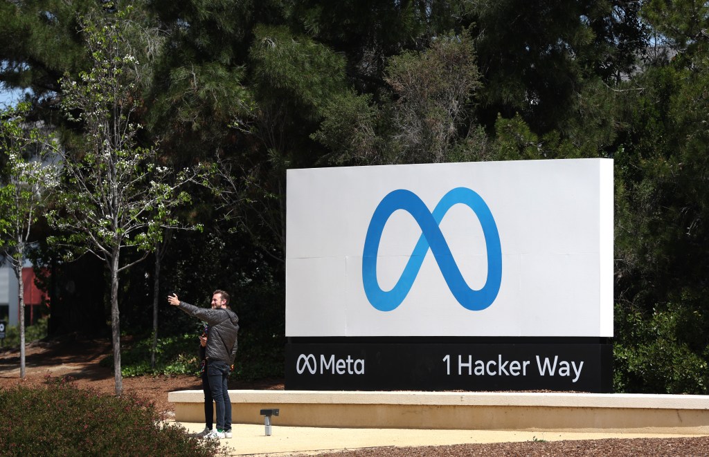 Meta to lay off 10% of workforce amid ongoing AI push