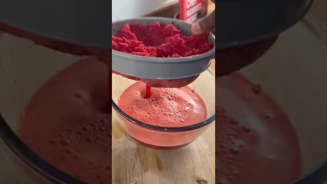 Boost Blood Health & Get Glowing Skin With This Beetroot Juice