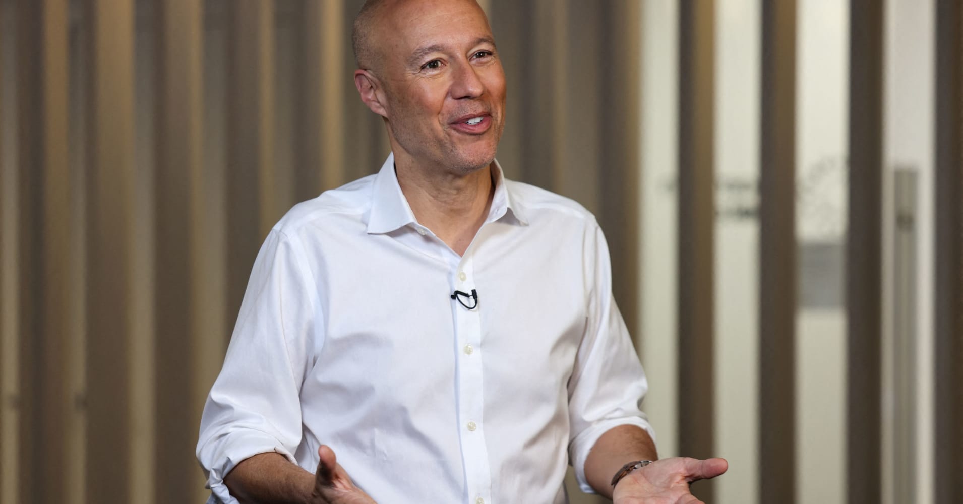 Lyft CEO left Microsoft in the 90s to join a tiny startup called Amazon ...