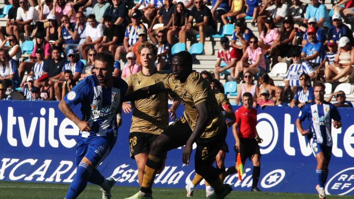 Gran escollo de la SD Ponferradina para culminar la remontada