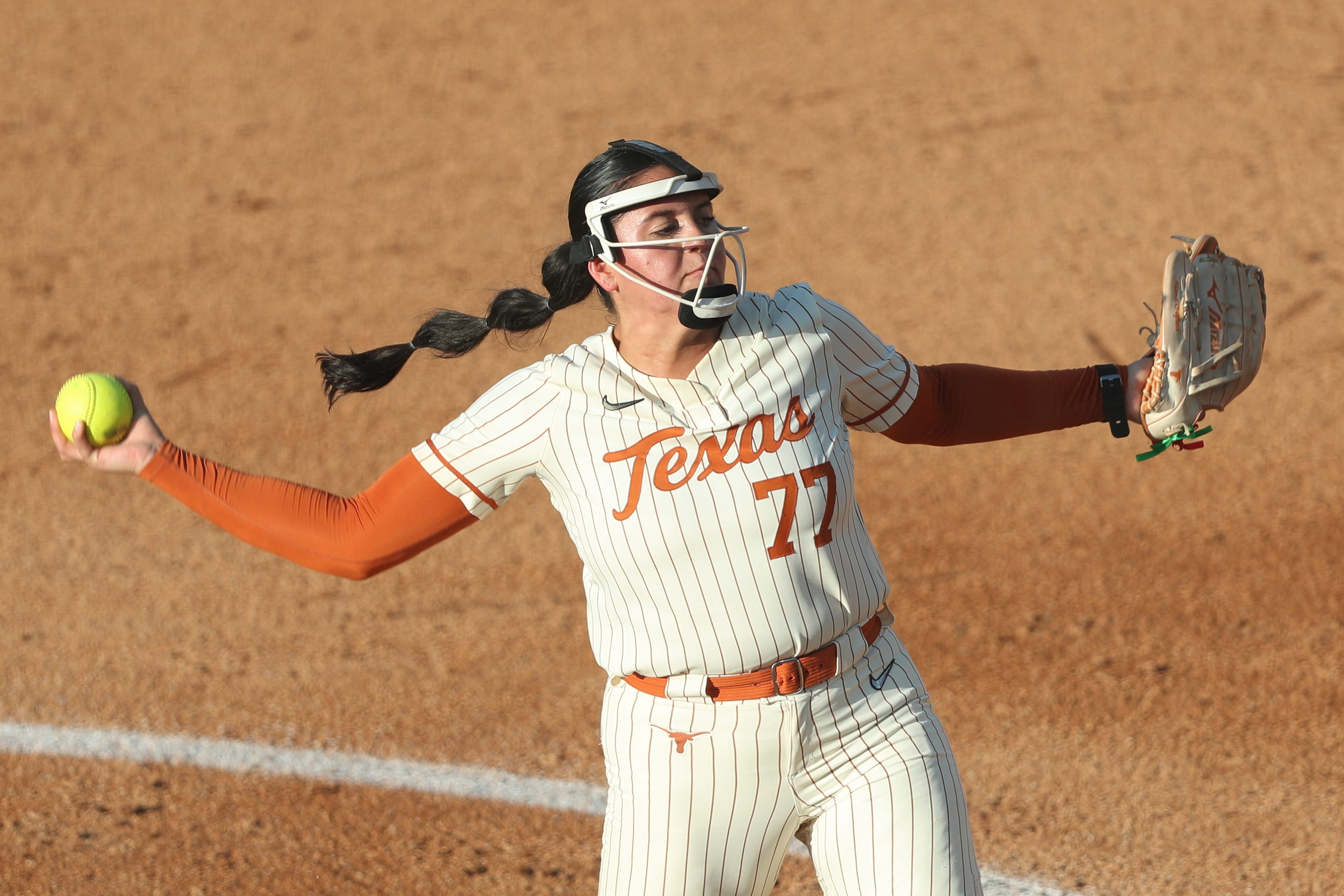 Texas softball vs Ole Miss game score: Replay, highlights as Mia Scott ...