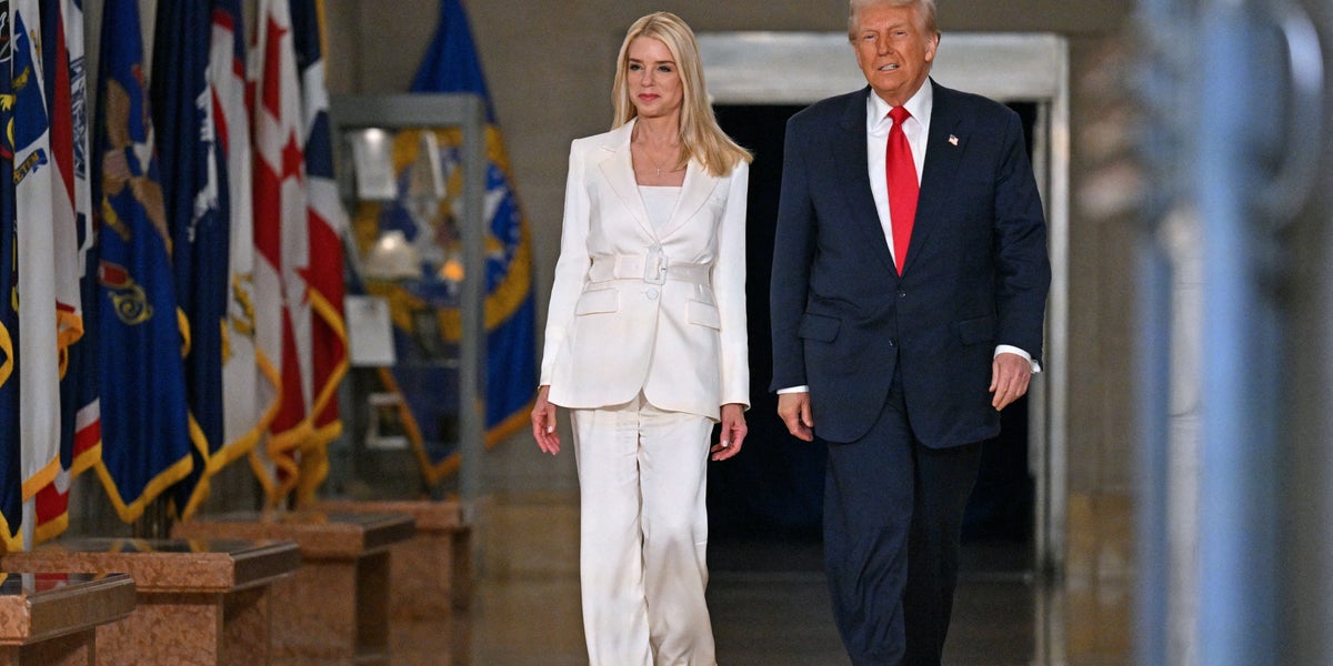 Pam Bondi Meets With Victim Family Members As Trump Pushes For New ...