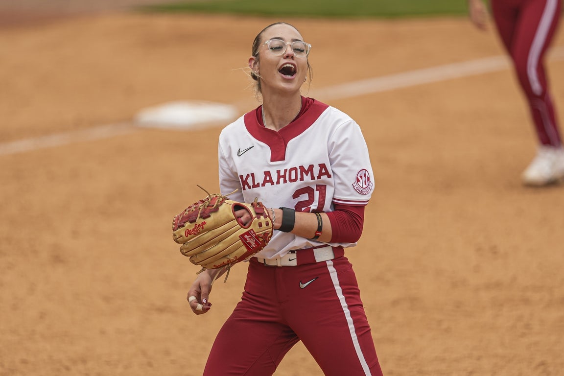 Oklahoma softball pitcher Sam Landry, in photos