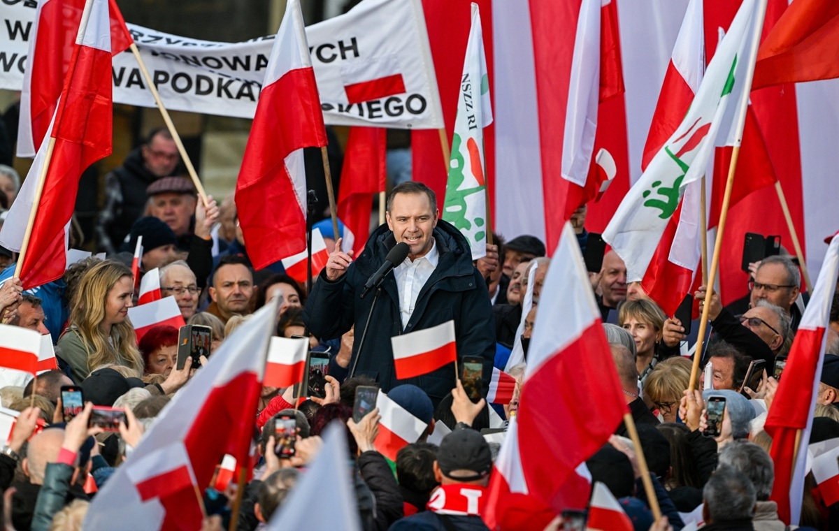 Szokujący SONDAŻ. Atlas Intel: Nawrocki liderem!