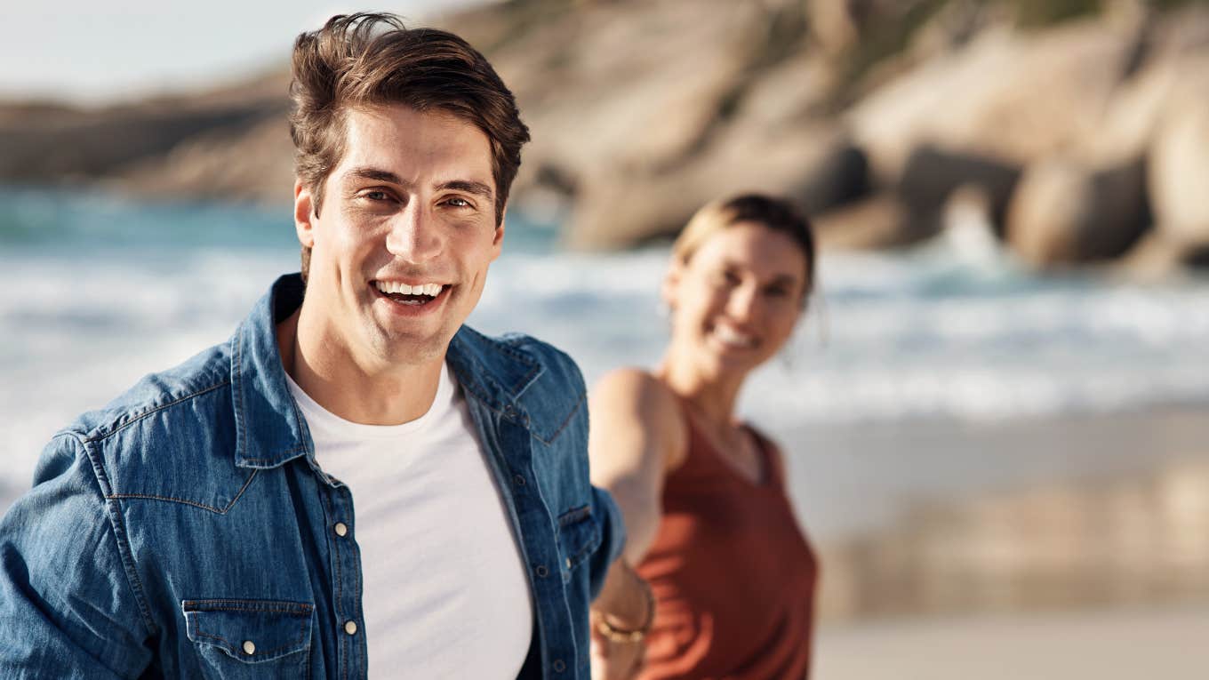 11 Things A Good Husband Does That Make His Wife's Friends Extremely ...