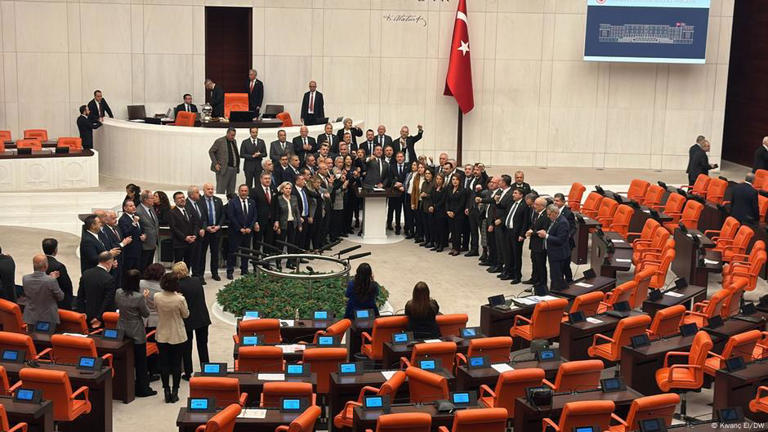 Tracking Thursday night severe risk, Friday's severe threat heightened ...