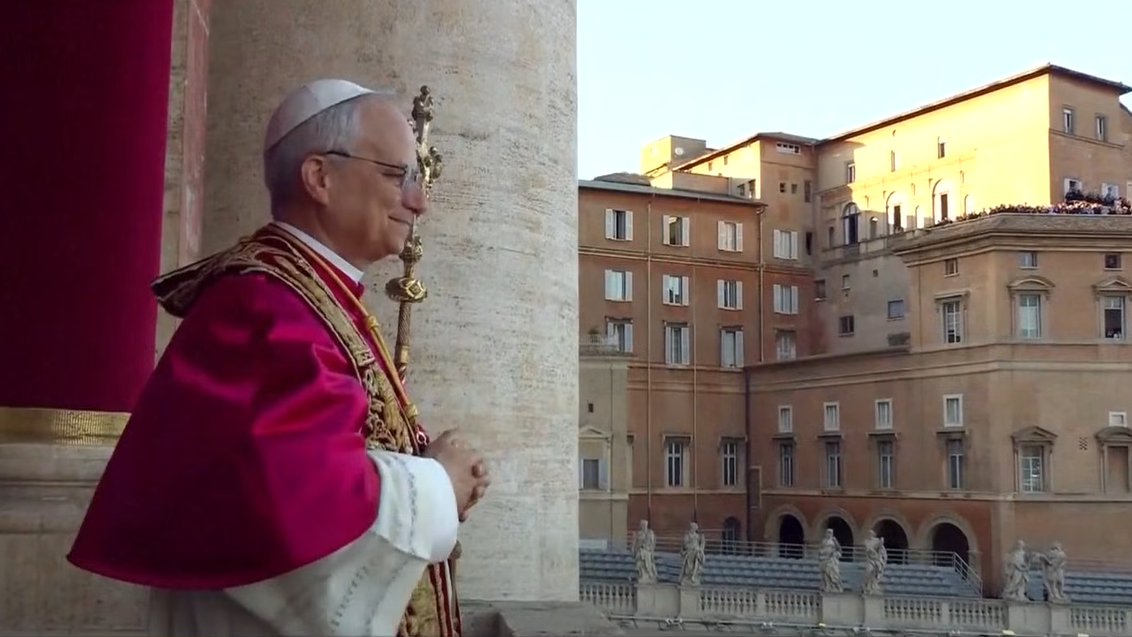 Putin Talks Peace with Pope Leo