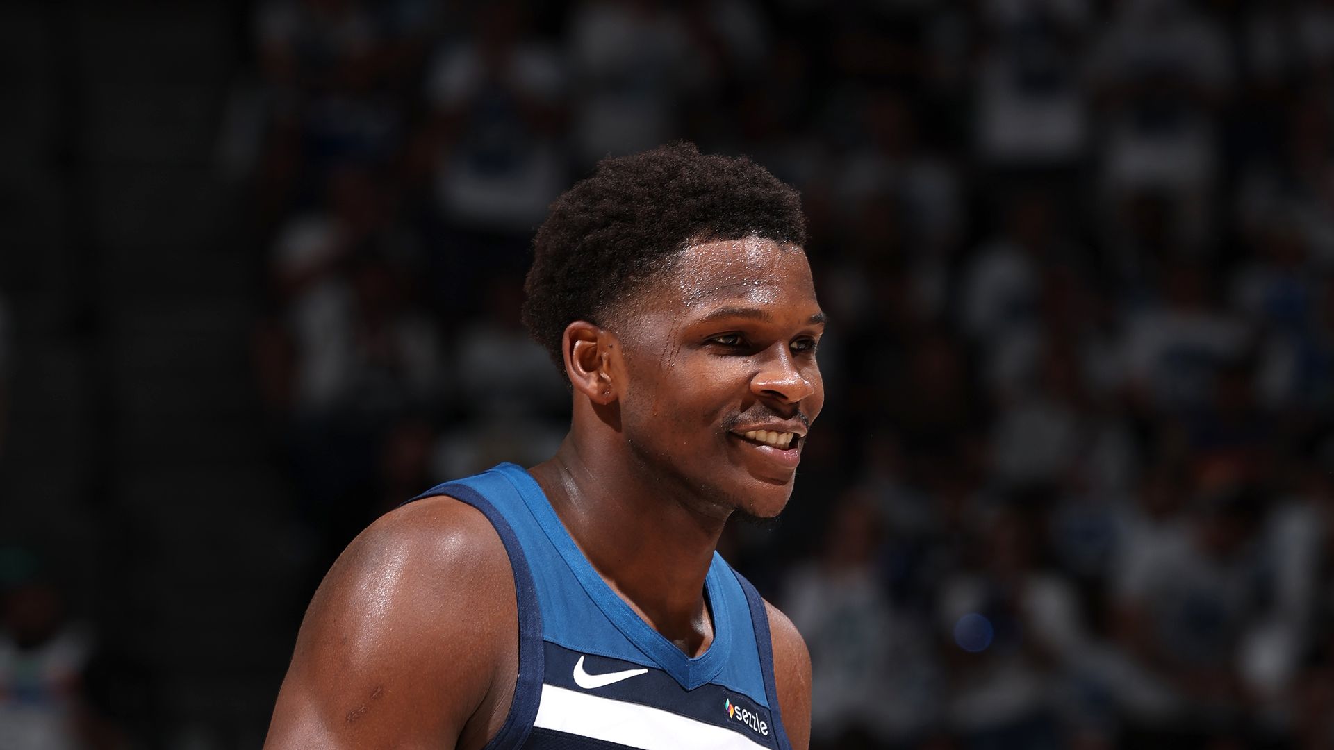 Anthony Edwards returns after ankle injury