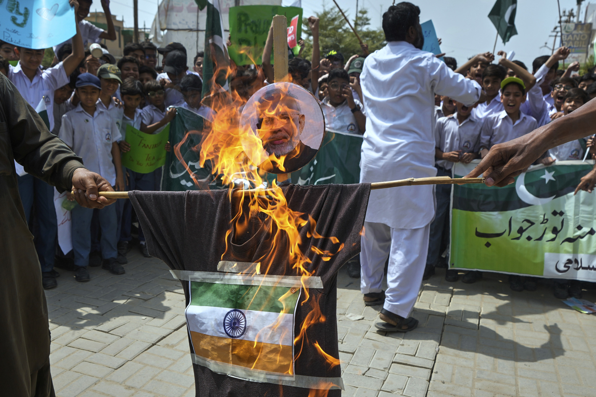 Karachi Port Attack Claims Debunked in India-Pakistan Conflict