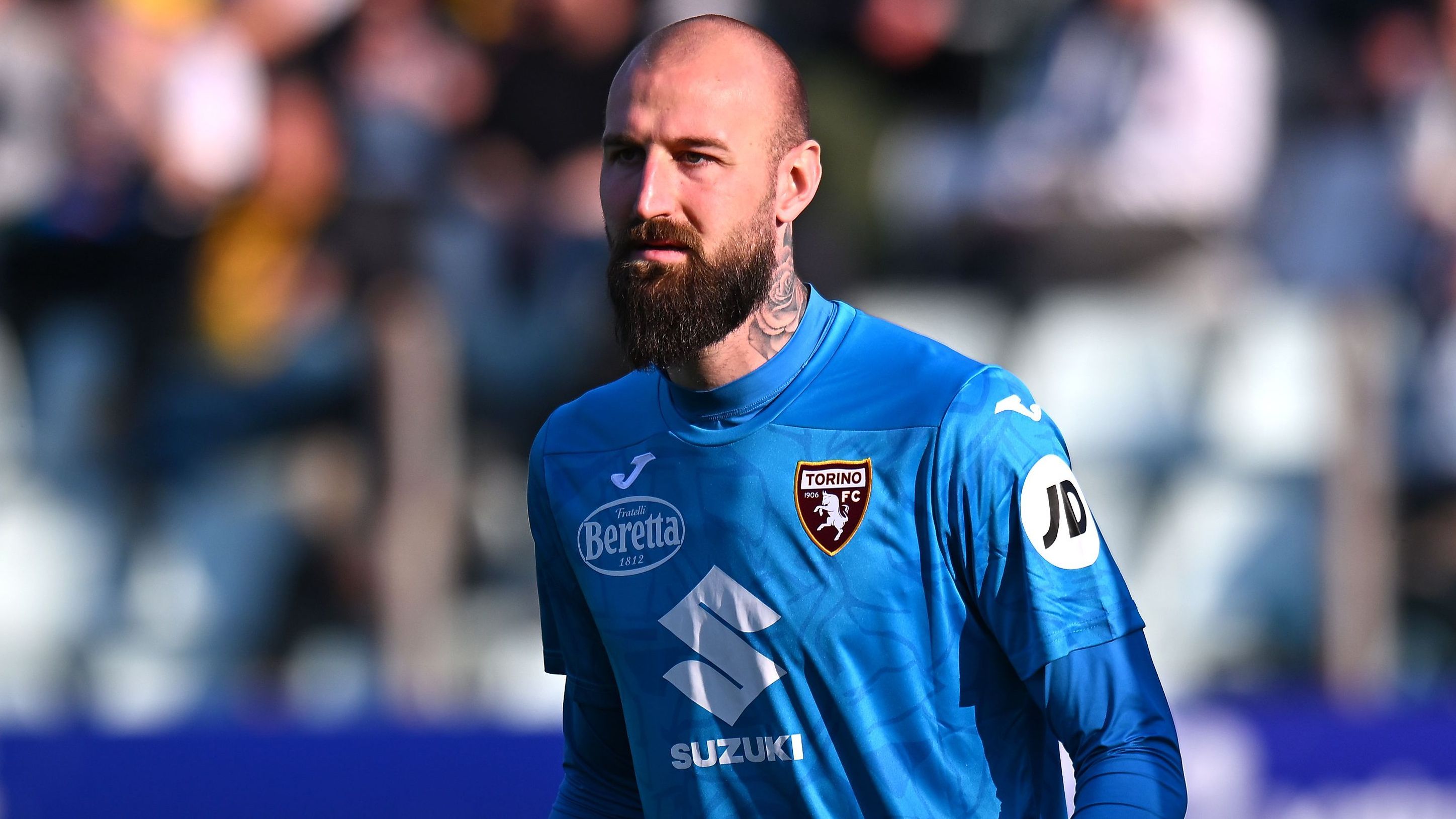 Man Utd send Italian club Torino into 'panic' after Red Devils initiate ...