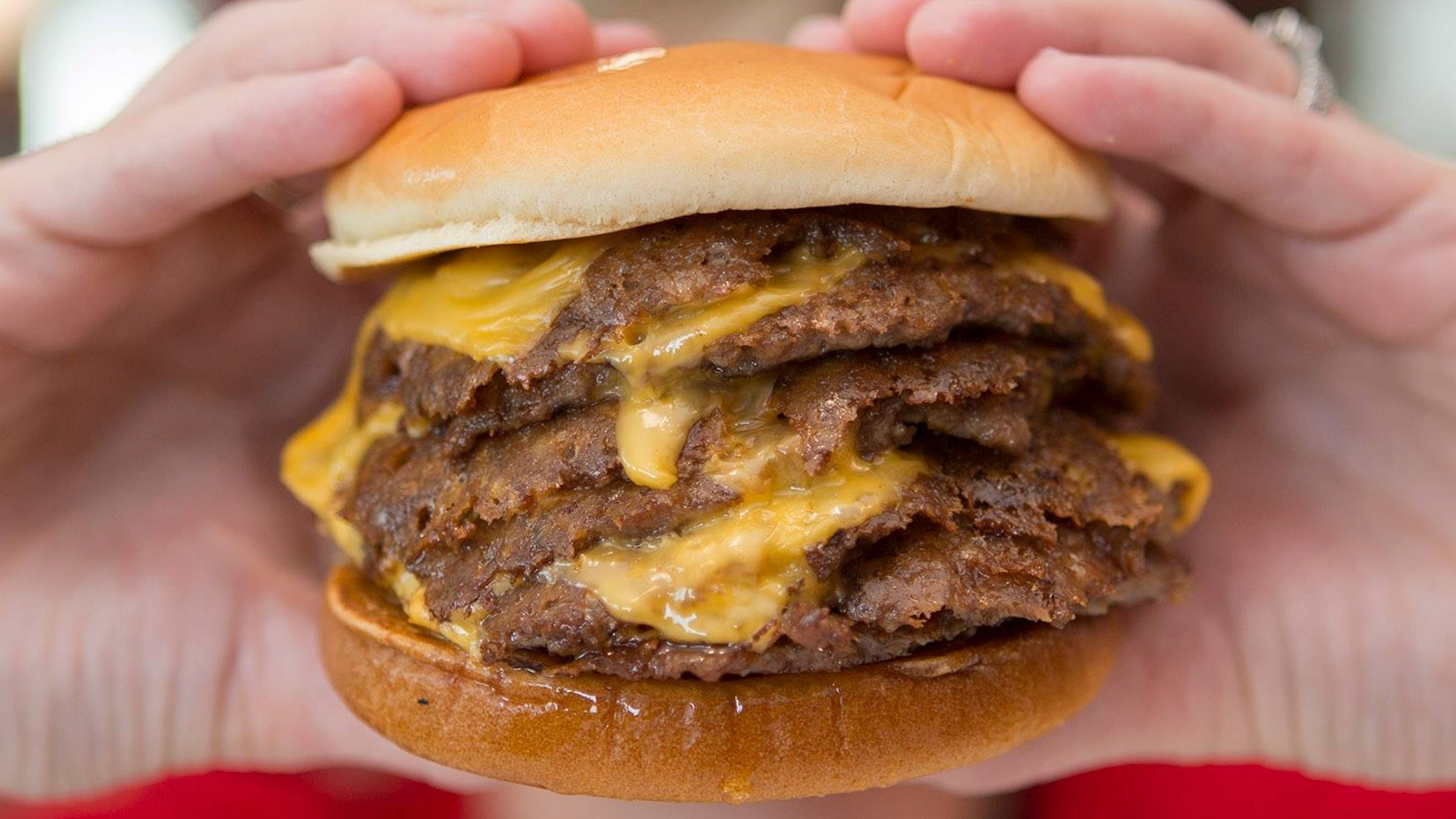 The Biggest Fast Food Burgers In History