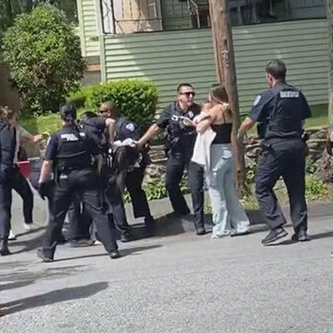 Crowd tries to stop ICE agents from detaining woman in Worcester