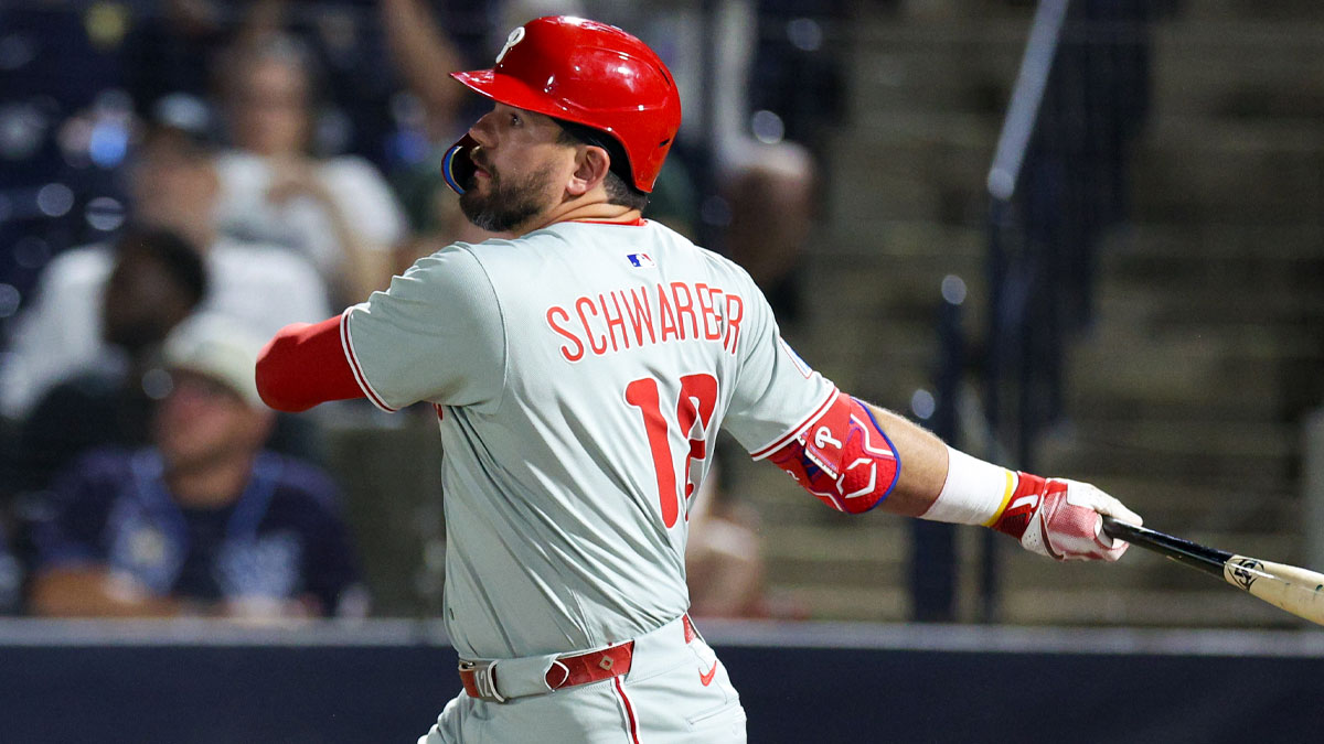 Kyle Schwarber hysterically gets credit for unlikely win vs. Rays