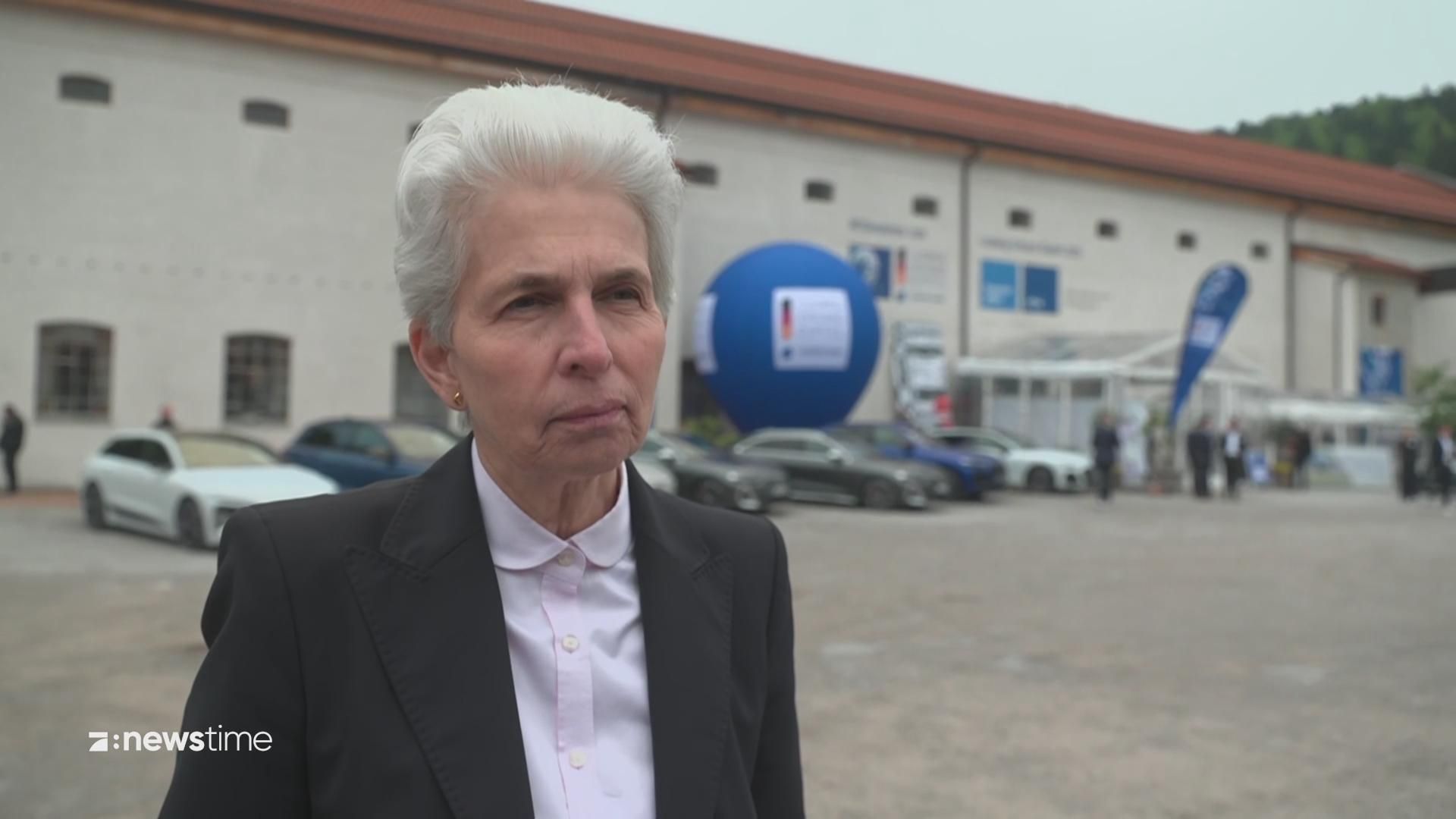 Interview mit Dr. Marie-Agnes Strack-Zimmermann