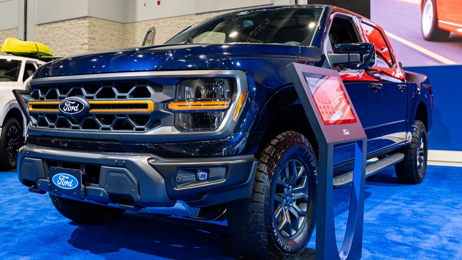 2025 Ford F150 vs 2024 Side by Side