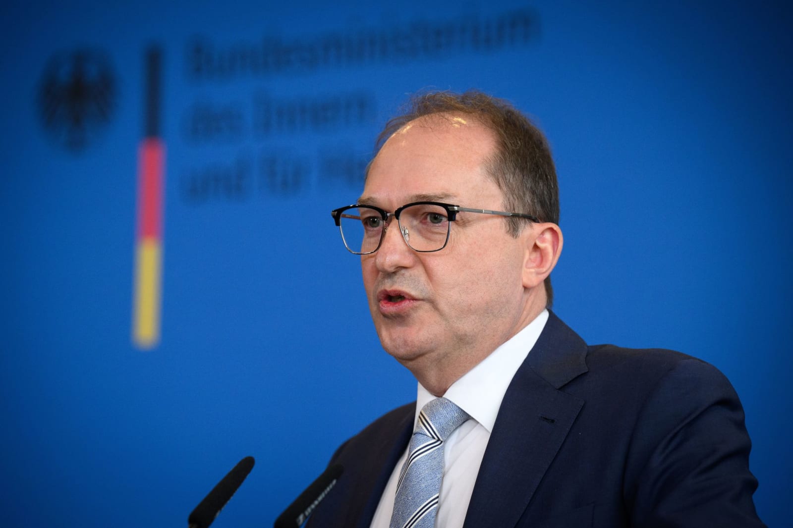 German minister to decide on AfD report publication after key meeting