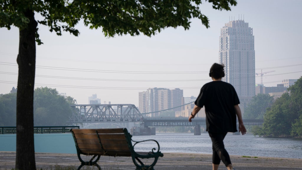 Smoke from Canadian wildfires to move through Minnesota Friday