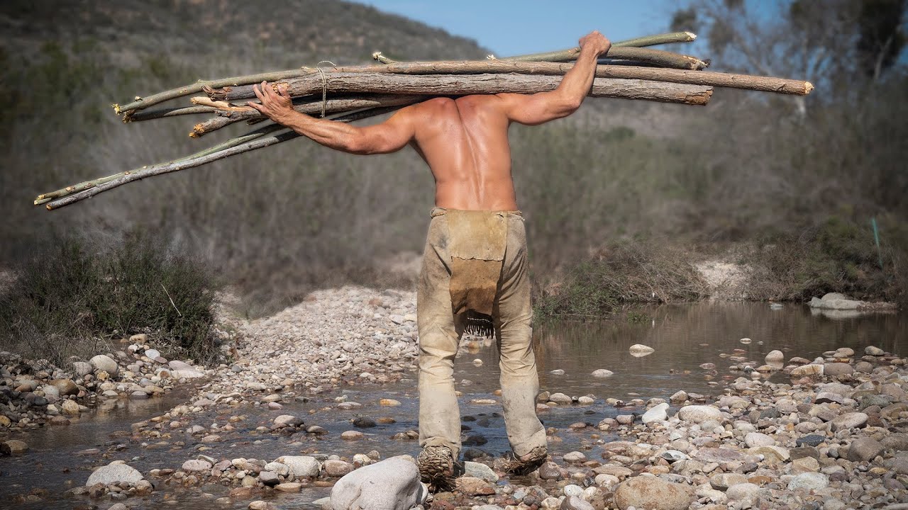 Building a Primitive Hut with only Natural Materials
