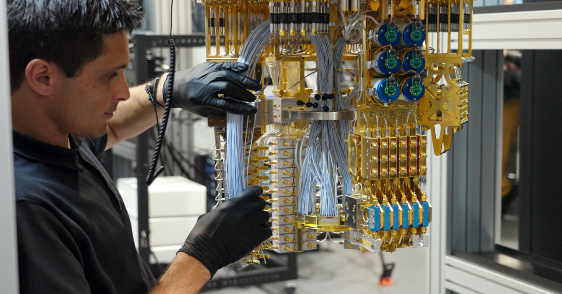 An exclusive first look inside Amazon’s quantum computer lab
