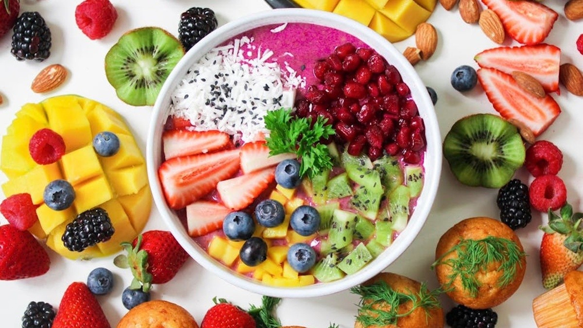 Power Up Your Plate: The Top 10 Healthiest Foods You Should Be Eating