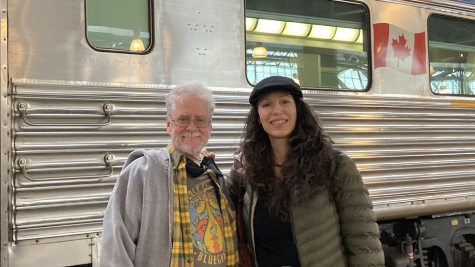 Two strangers met on a train. Then they decided to travel the world ...