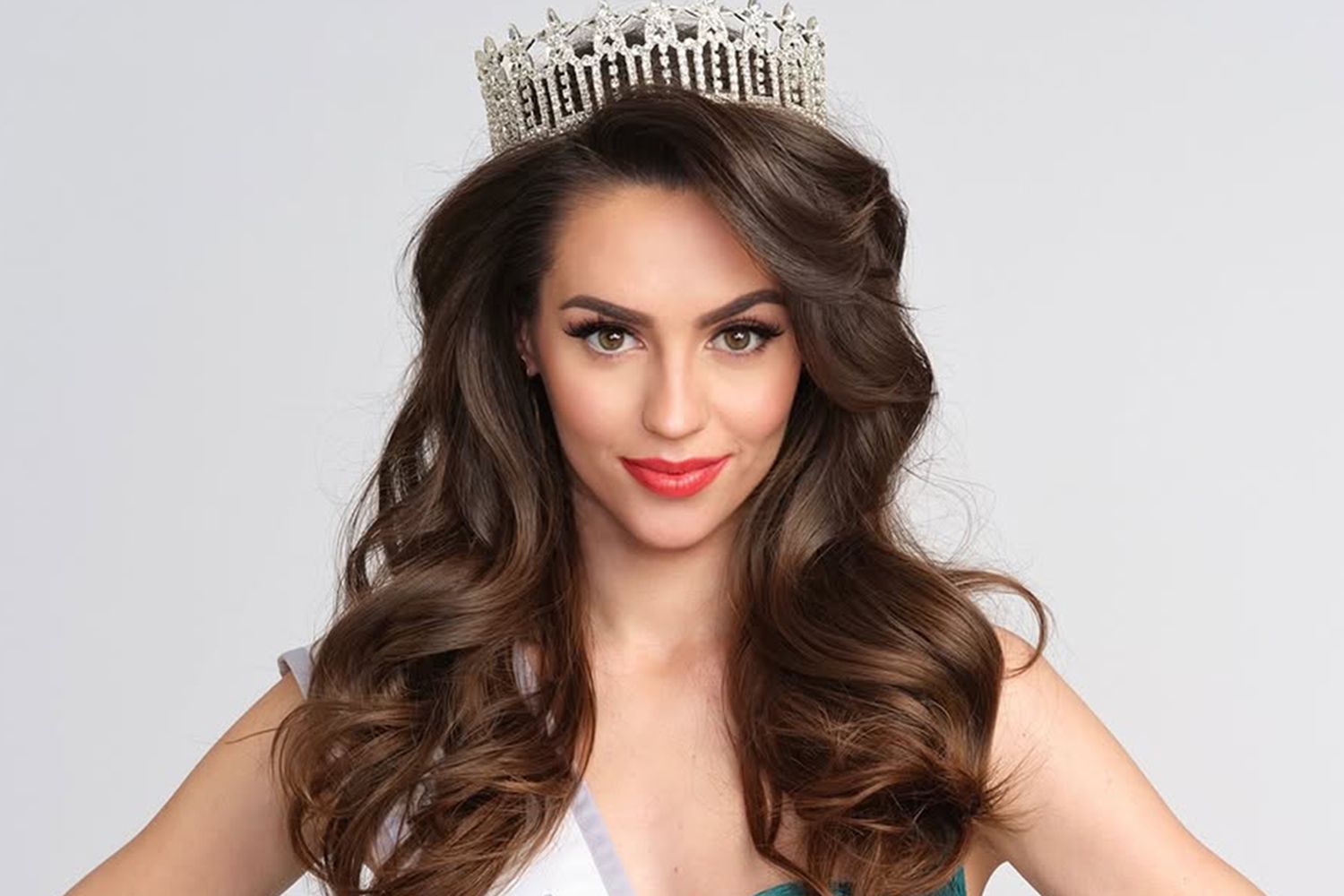 Jordon Hudson Still 'Really Wants' Miss Maine USA Crown Despite Pageant ...