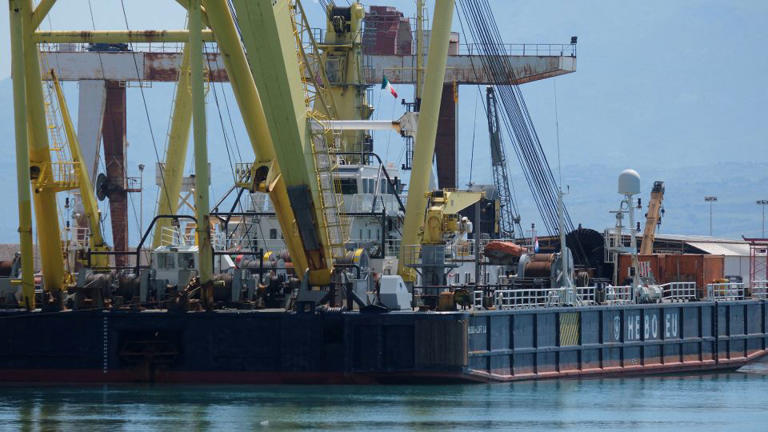 Inside the Bayesian’s final moments: extreme winds sank superyacht ...