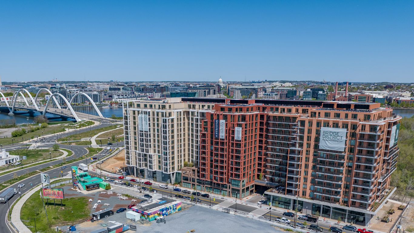 Bridge District debuts in Southeast D.C.