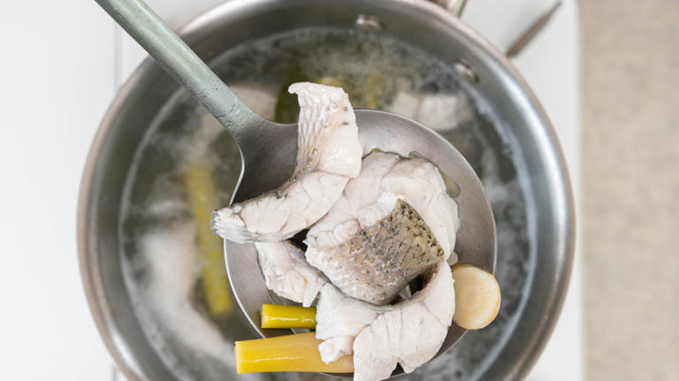 Poach Fish In This Type Of Pan For A Mess-Free Dinner