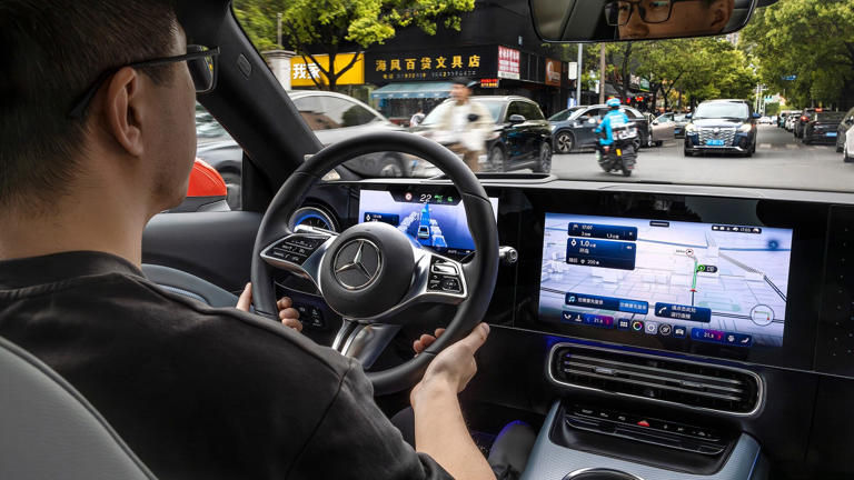 First Ride Review: Mercedes-Benz’s Drive Assist Pro Delivers Near ...