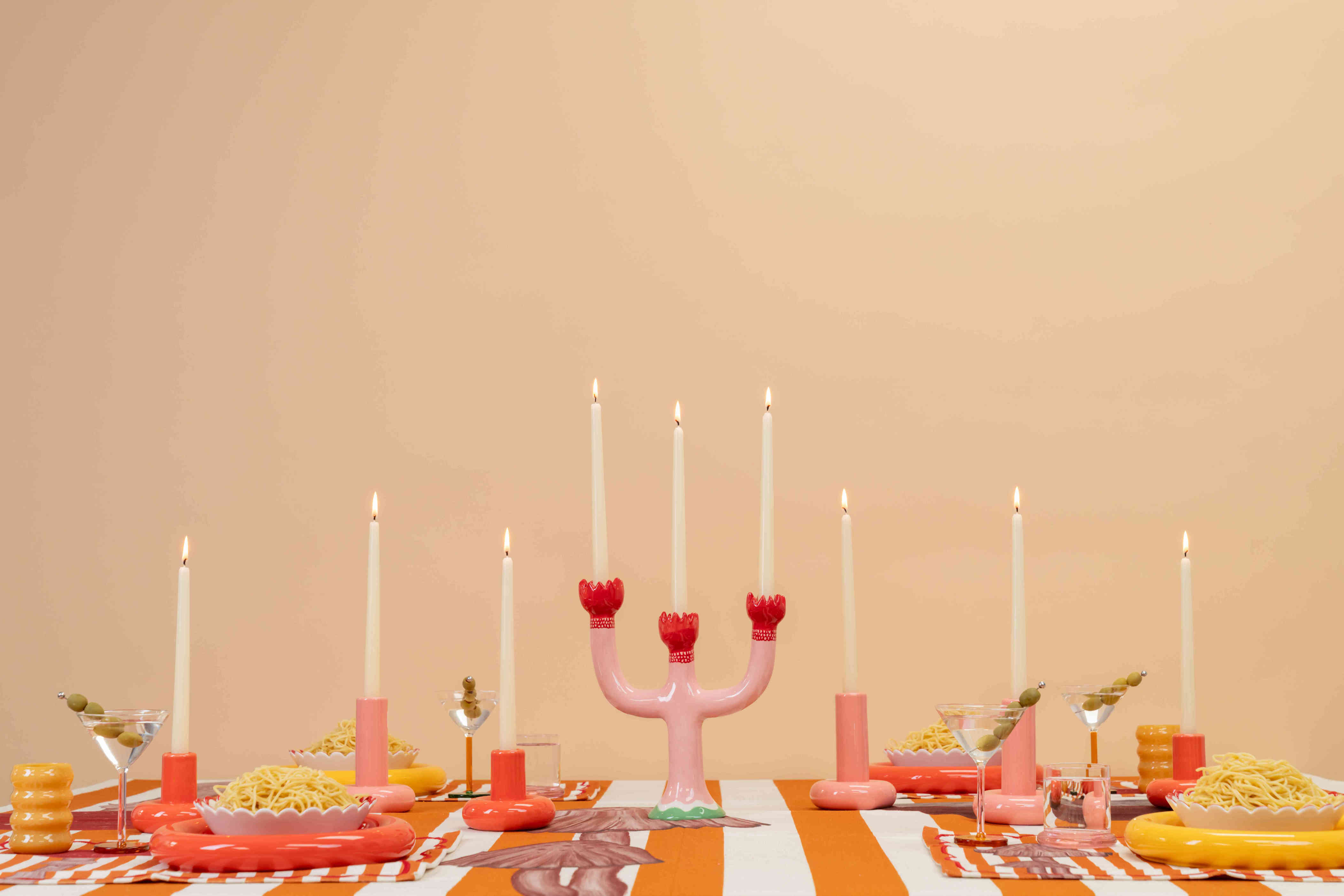 I rented my entire dinner party tablescape—and I'm never buying new again
