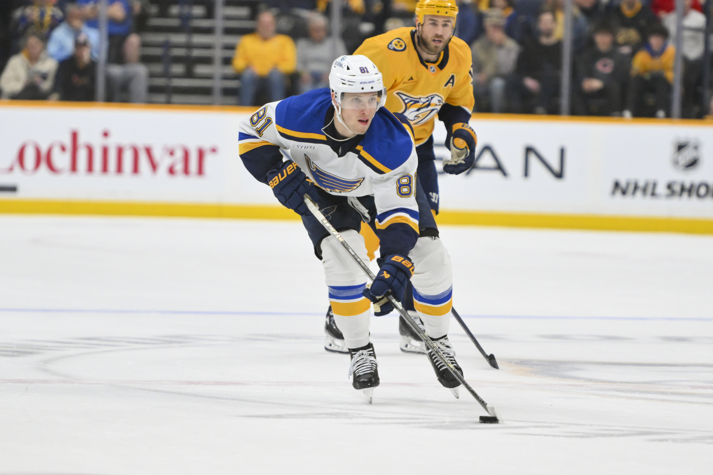 Rumored Blues’ Trade Candidate Likely Set Bar for Holloway Extension