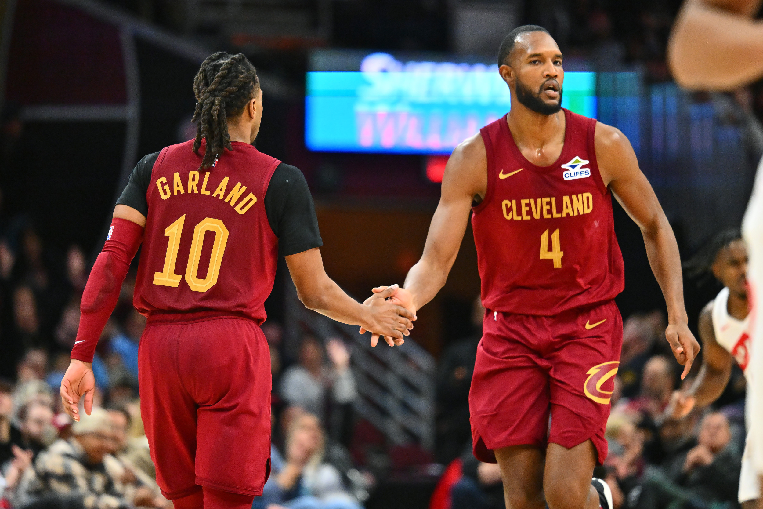 Cavaliers Injury Report: Darius Garland, Evan Mobley Status For Game 3