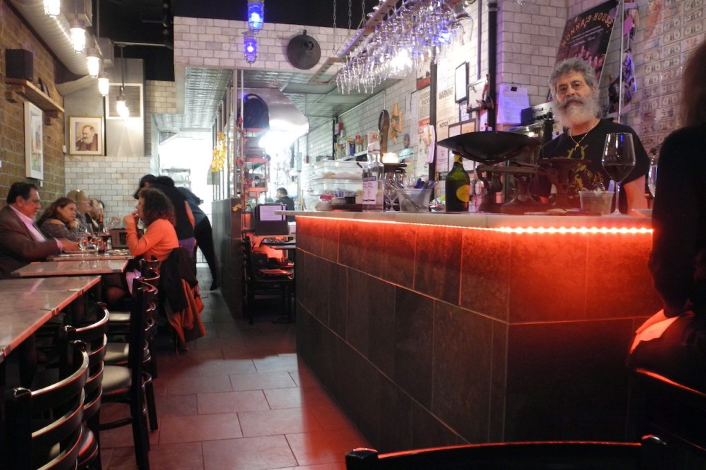 ‘Nonnas’ True Story: Meet the Real Joe Scaravella From Enoteca Maria ...