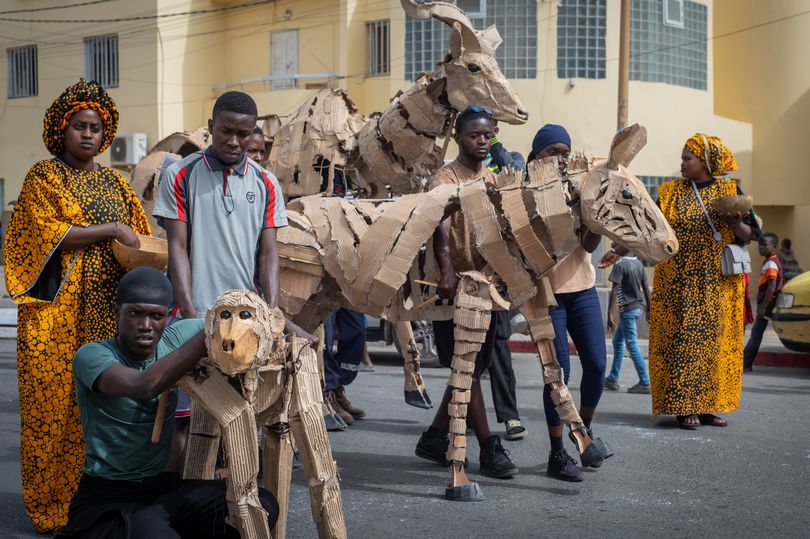 MASSIVE herd of life-sized puppet animals to parade through Greater ...