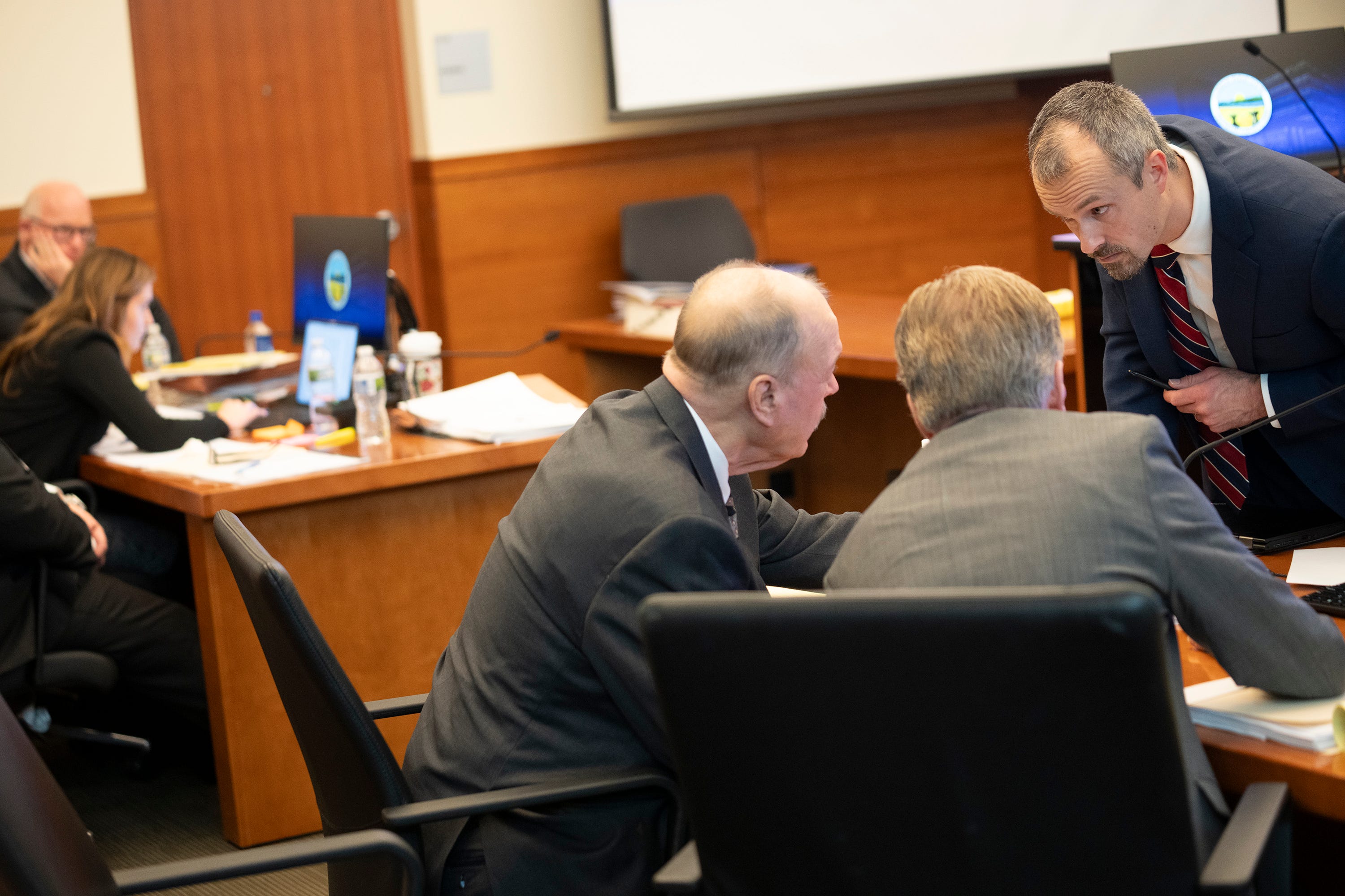 County prosecutor Favor fires special prosecutors in Donovan Lewis ...