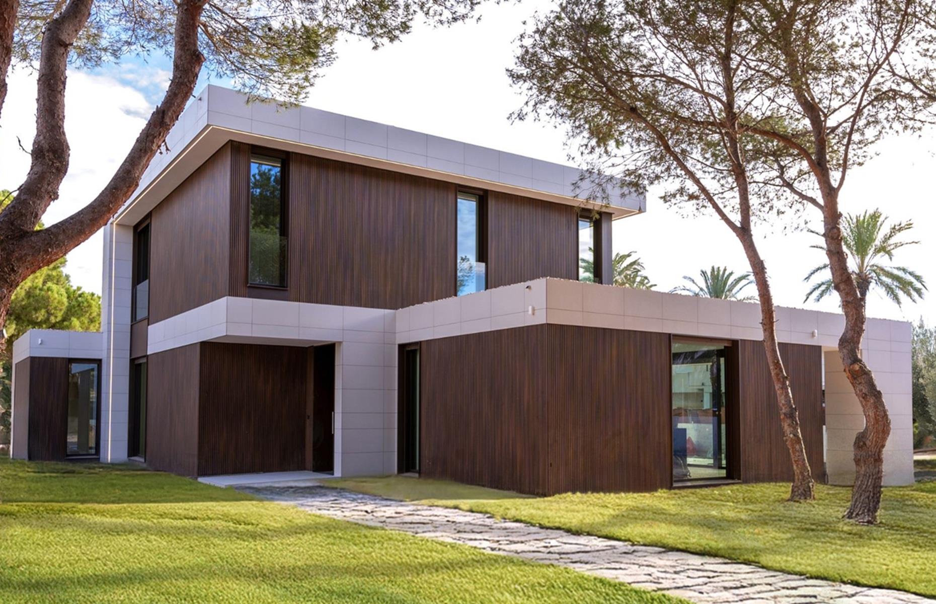 7 luxury mansions that only took days to build