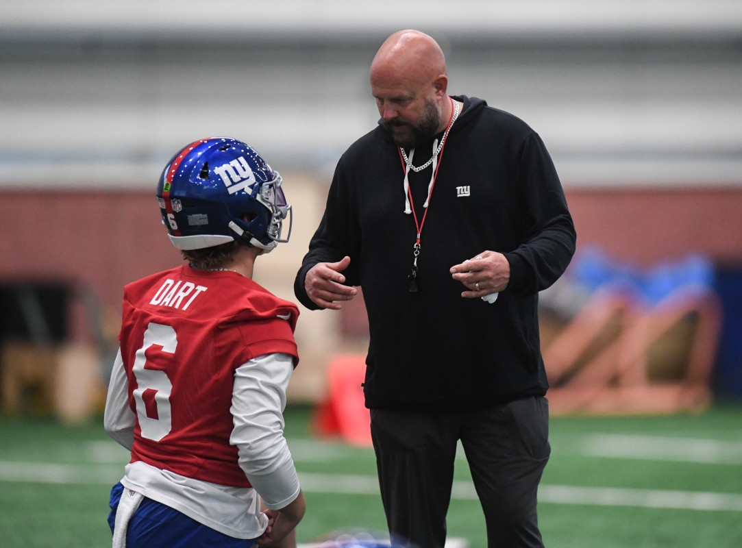 Jaxson Dart's Request at Giants Practice is Turning Heads