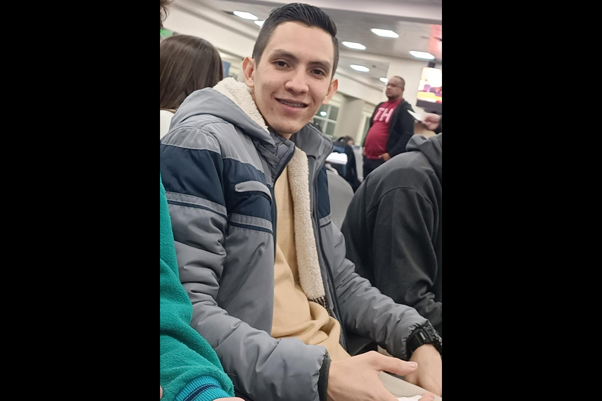 Family of Venezuelan refugee sues U.S. for his return after deportation ...