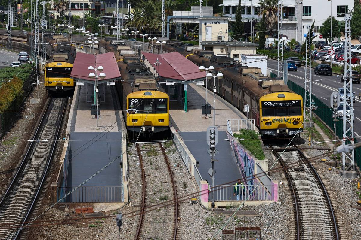 CP alerta para fortes perturbações na circulação ferroviária em dia de ...
