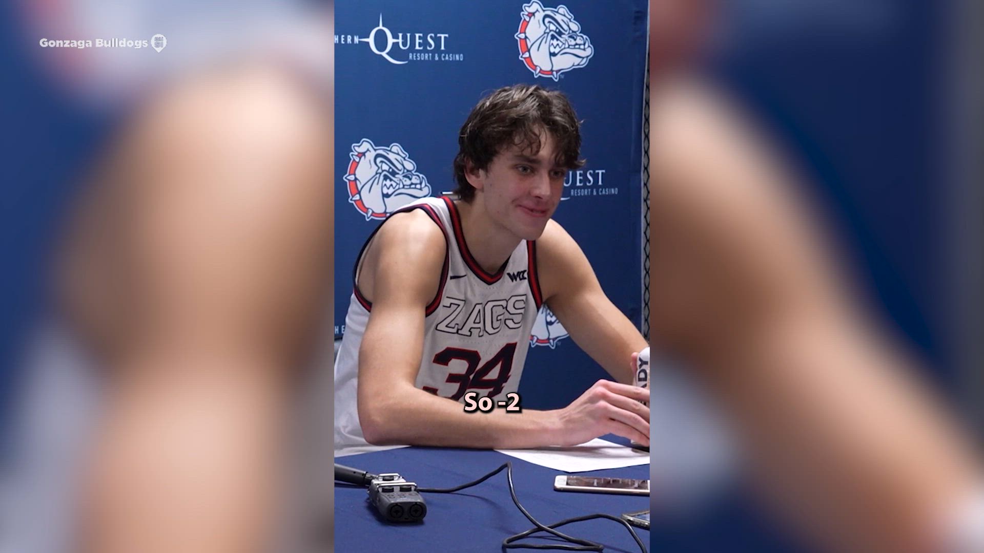 Gonzaga's Braden Huff and Graham Ike growth from the free throw line