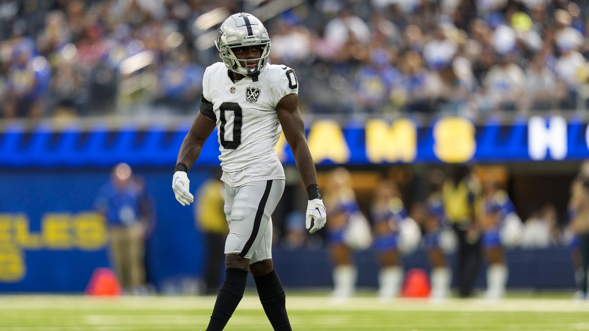 Does Bennett, holdover CBs meet Carroll’s thresholds?