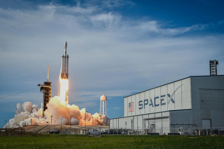 SpaceX employee with Crohn’s disease says bosses tracked and limited ...