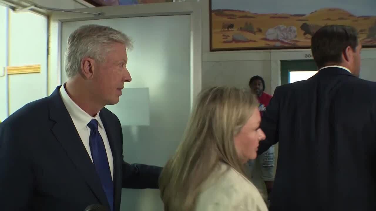 Robert Morris sought lifetime retirement benefits after exit, Gateway ...