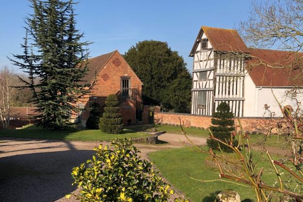 Warndon gardens to open for charity