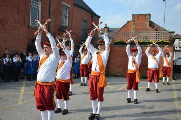 Dancing troupe with over 100 years of history dances for the final time ...