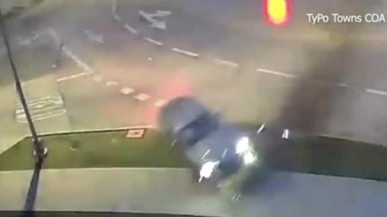 Airborne car crashes into Oak Cliff home; neighbors say it's not the ...