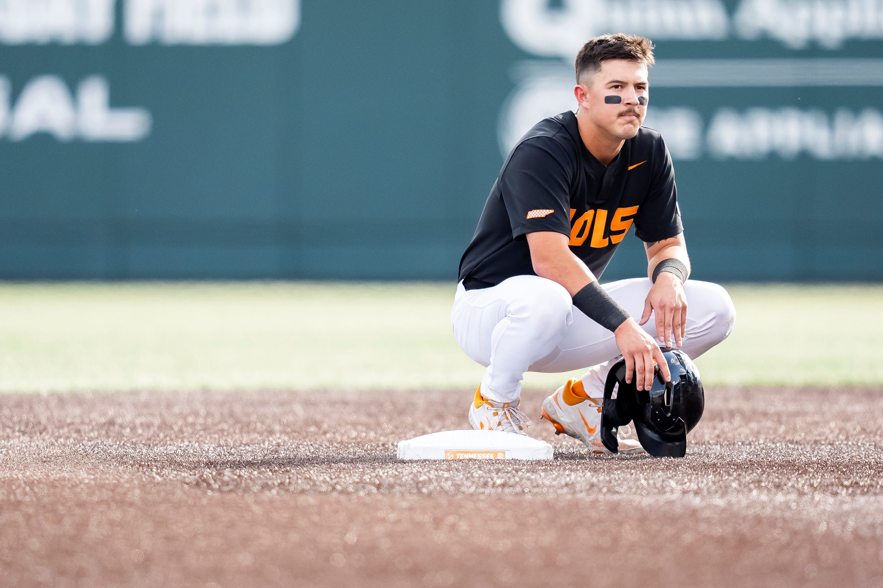 How Tennessee baseball unraveled in series-evening loss to Vanderbilt
