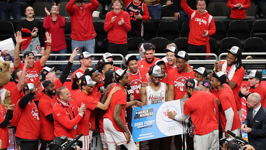 Can Houston's hoop squad potentially play in its city for next year’s ...